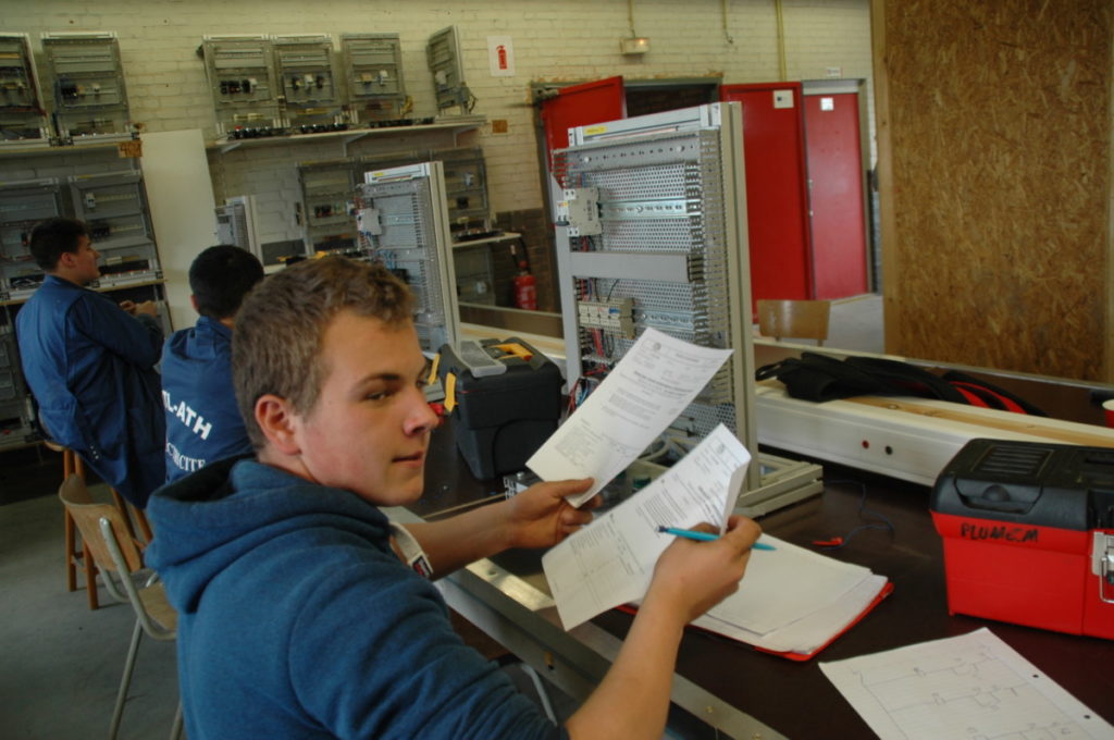 Installateur électricien